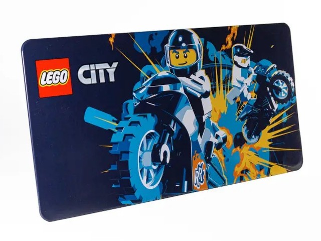 LEGO City VIP Tin Sign | 5060373573643 | BRICKshop - LEGO en DUPLO ...